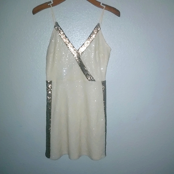 Gianni Bini | Dresses | Gianni Bini S Sequins Sleeveless Formal Creme ...